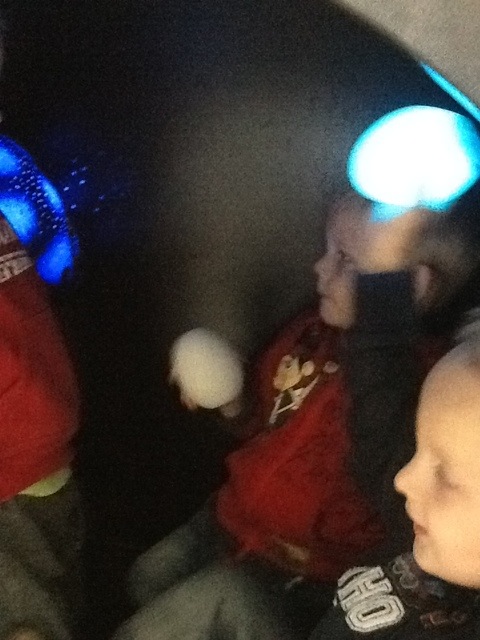 Lighting up the dark den – Hoyland Common Primary School