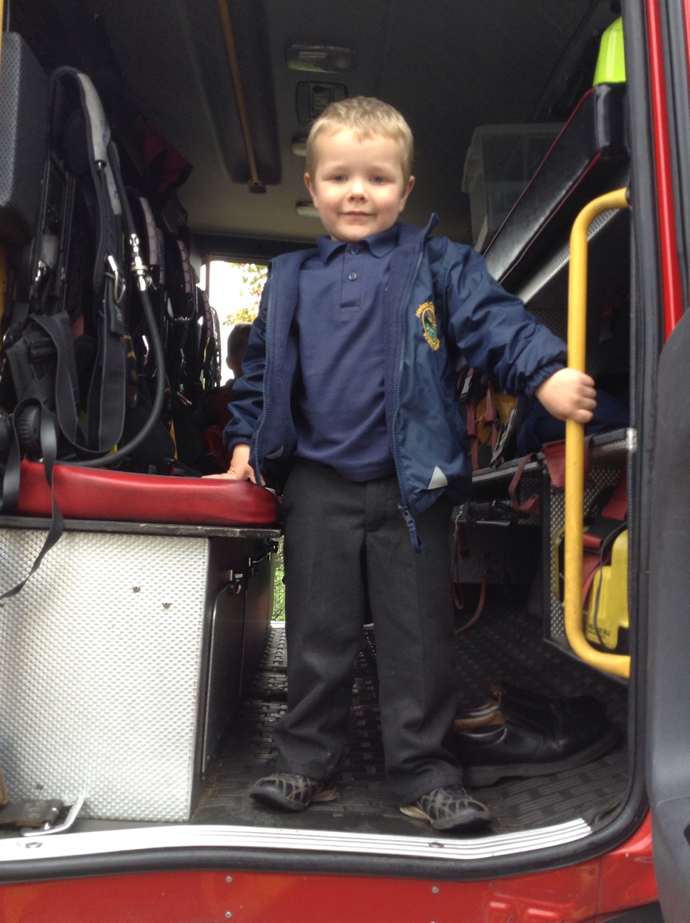 Class one fire engine visit – Hoyland Common Primary School